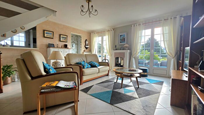 Maison à vendre - Noyalo - 5 pièces - 3 chambres