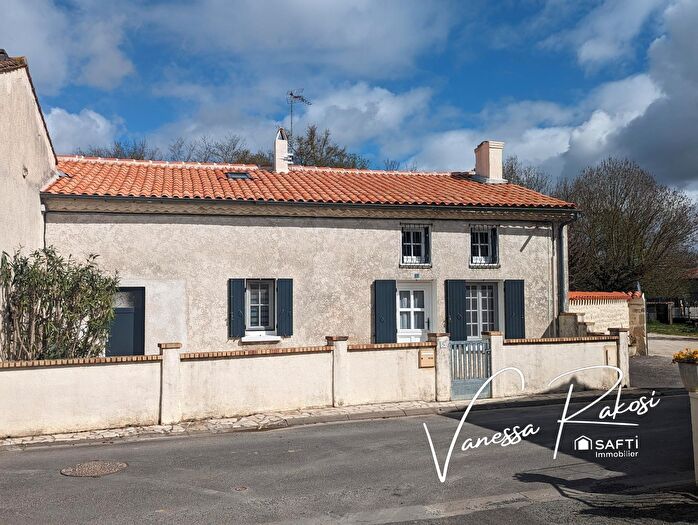 Maison 7 pièces à vendre - Les Églises-d'Argenteuil