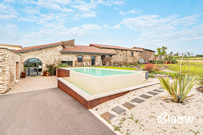 Maison à vendre - Saint-Joseph - 8 pièces - 4 chambres