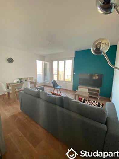Appartement à louer - Laon Zola-Neufchâtel-Orgeval, Reims - 1 pièce - 1 chambre