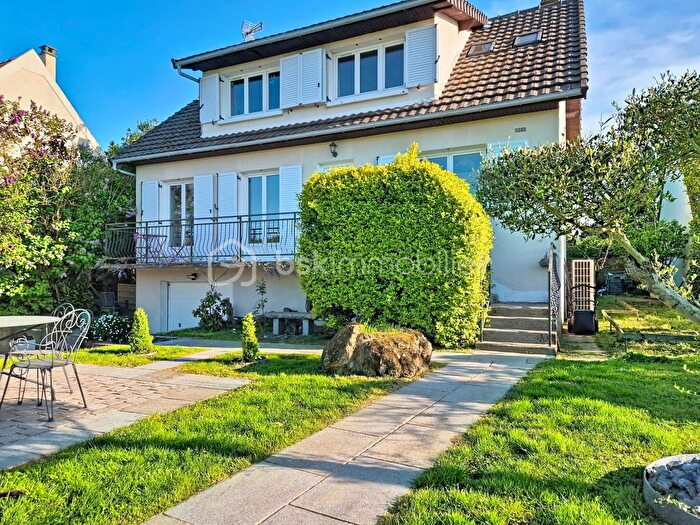 Maison 5 pièces à vendre - Châtres
