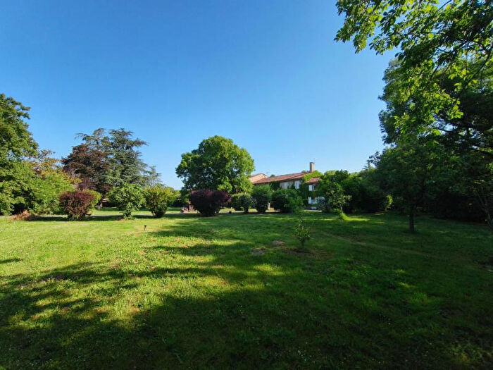Maison 12 pièces à vendre - Lagarrigue