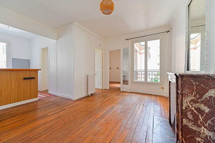 Appartement 2 pièces à louer à Paris 17ème, La Fourche, Guy Moquet