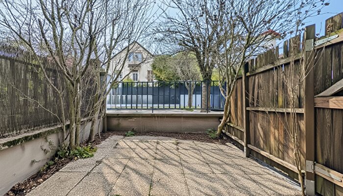 Appartement à vendre - Meudon, Le Val - 2 pièces - 1 chambre