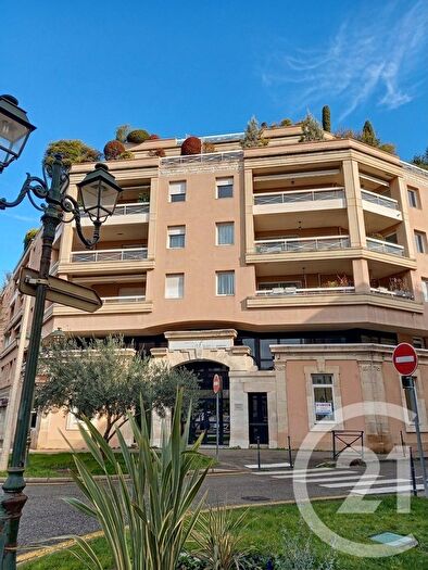 Appartement 4 pièces à Alès, Centre-ville, à vendre
