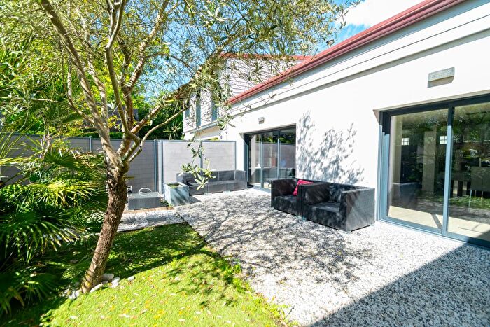 Appartement à vendre - Gelos - 4 pièces - 3 chambres