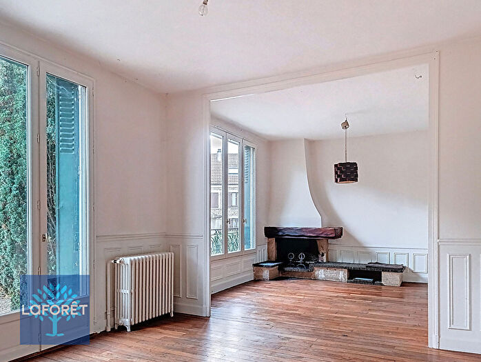 Maison à vendre - Vert-le-Grand - 7 pièces - 5 chambres