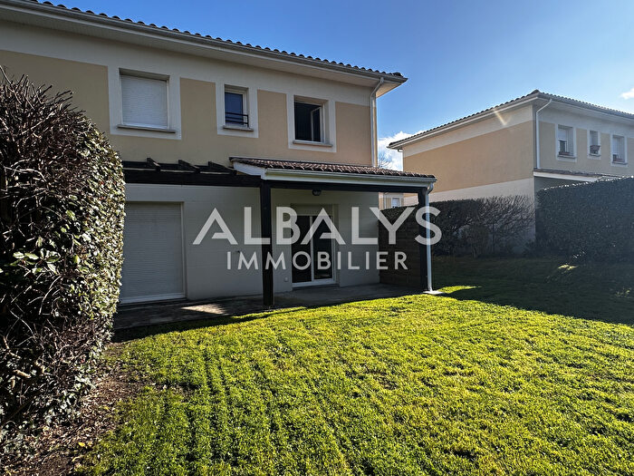 Maison à louer - Galgon - 4 pièces - 3 chambres