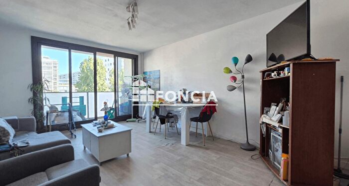 Paris 18ème, Barbès, Château Rouge - Appartement 3 pièces à vendre