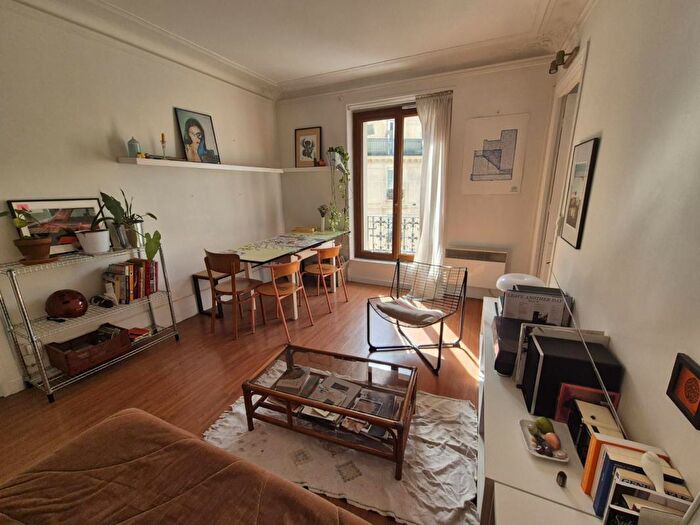 Appartement à vendre - Paris e , Barbès, Château Rouge - 2 pièces - 1 chambre