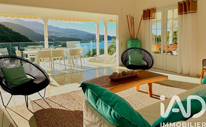 Maison à vendre - Bouillante - 5 pièces - 4 chambres