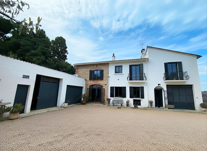 Saint-Estève : Maison 7 pièces à vendre
