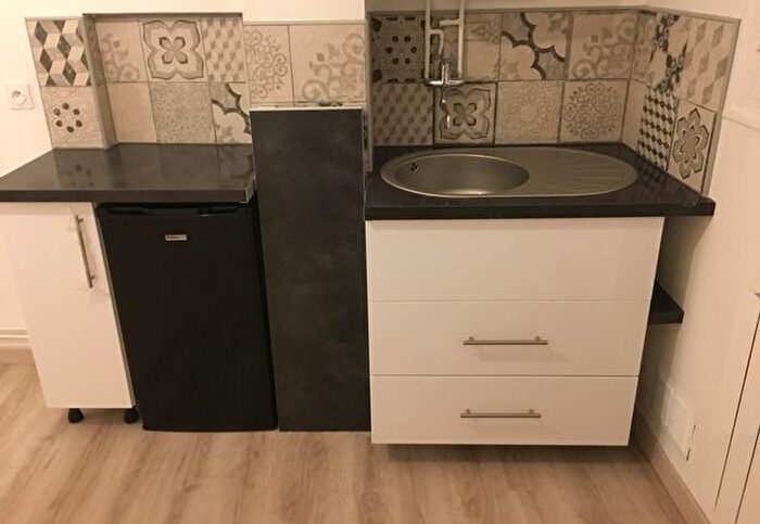 Appartement 1 pièce à Bordeaux, Saint-Christoly, à louer