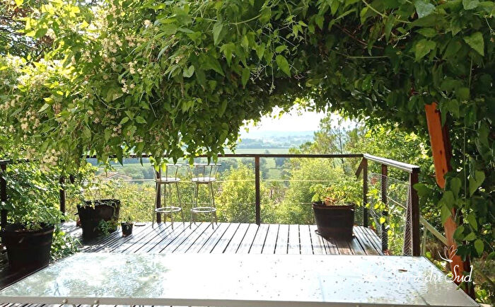 Maison à vendre - Castelnau-de-Guers - 6 pièces - 4 chambres