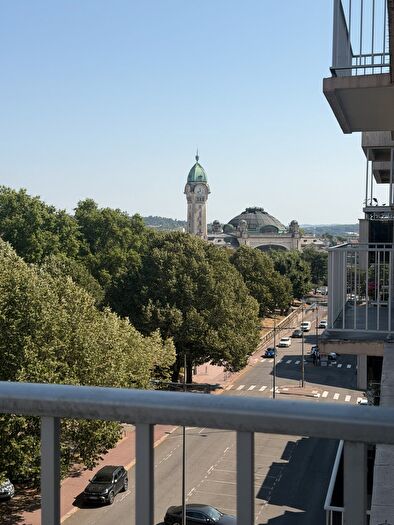 Limoges, Centre-ville, Hôtel de Ville, Emailleurs : Appartement 3 pièces à vendre