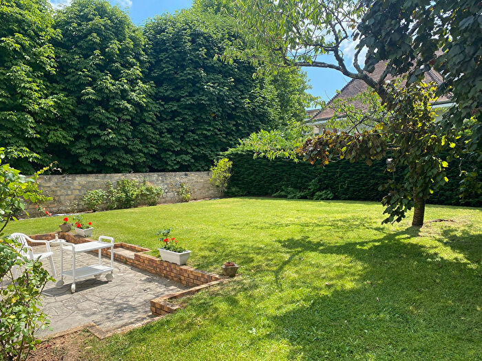 Maison à vendre - Maisons-Laffitte, Ouest - 6 pièces - 4 chambres