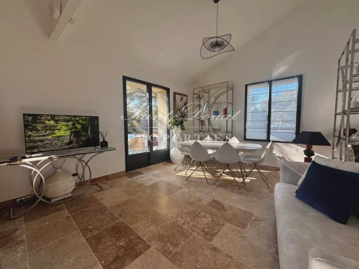 Appartement à vendre - Mougins, Saint-Martin, Jylloue - 3 chambres