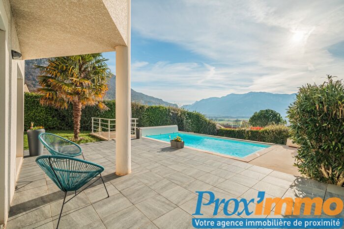 Maison à vendre - La Buisse - 6 pièces - 4 chambres