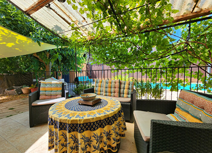 Pertuis, Centre-ville, Fours à Chaux, Claret : Maison 7 pièces à vendre