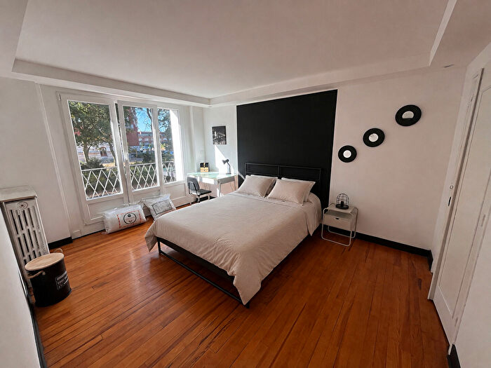 Calais, Hôtel de ville : Appartement 1 pièce à louer