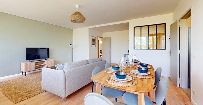 Appartement à louer - Quartiers Nord-Est, Jeanne dArc - 6 pièces