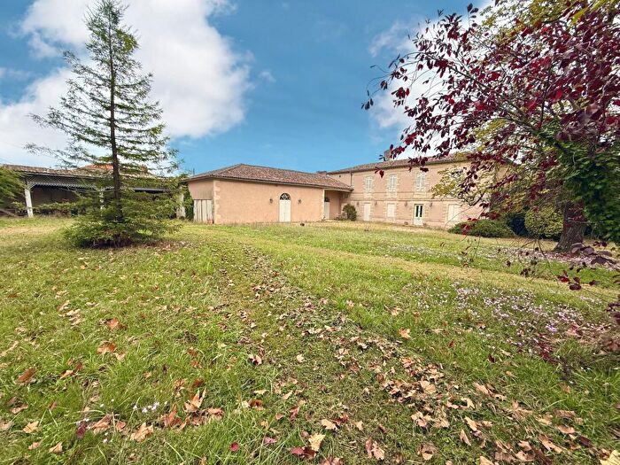 Maison à vendre - Omet - 8 pièces - 5 chambres