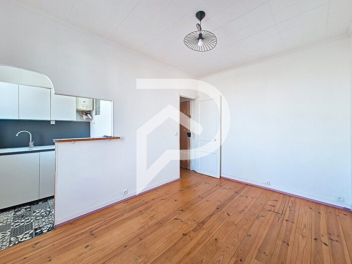 Appartement 1 pièce à vendre à Issy-les-Moulineaux, Les Iles, La Ferme