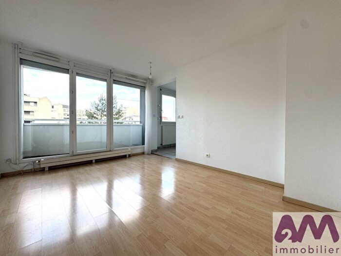 Appartement à louer - Clermont-Ferrand - 2 pièces - 1 chambre