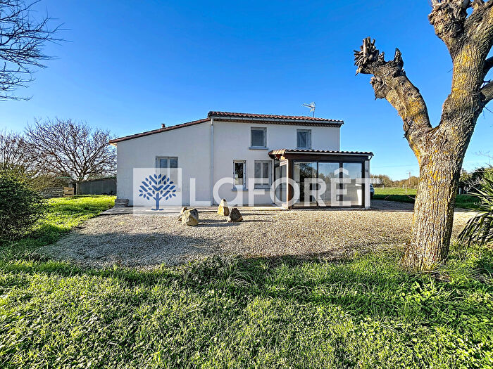 Maison à vendre - Massais - 4 pièces - 3 chambres