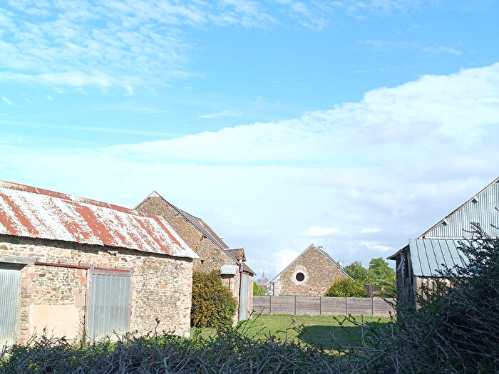 Pontorson - Maison 2 pièces à vendre