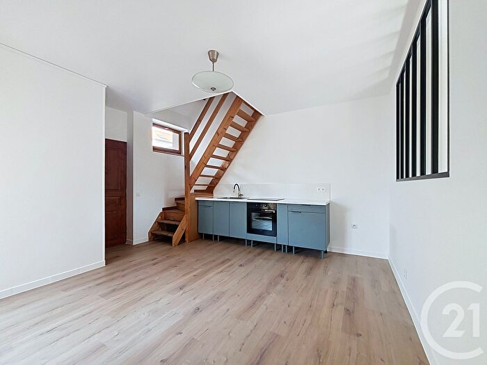 Neuville-sur-Oise : Appartement 3 pièces à louer