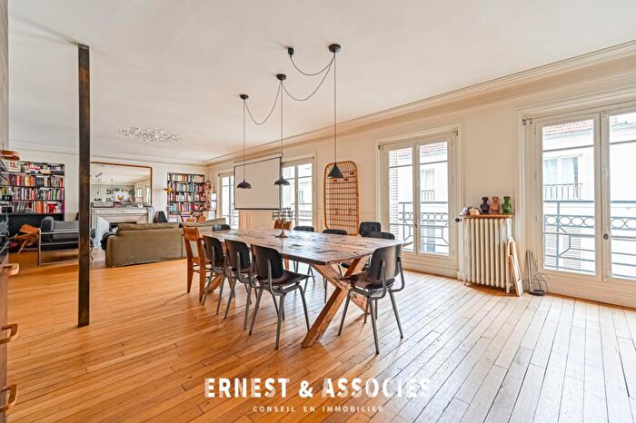 Appartement à vendre - Paris e , Porte Saint-Martin, Paradis - 5 pièces - 3 chambres