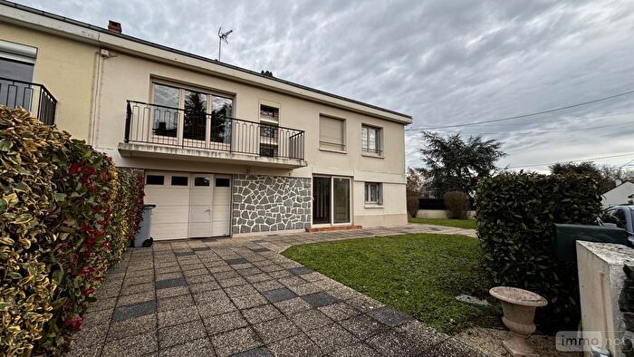 Maison à vendre - Sainte-Gemmes-sur-Loire - 6 pièces - 4 chambres