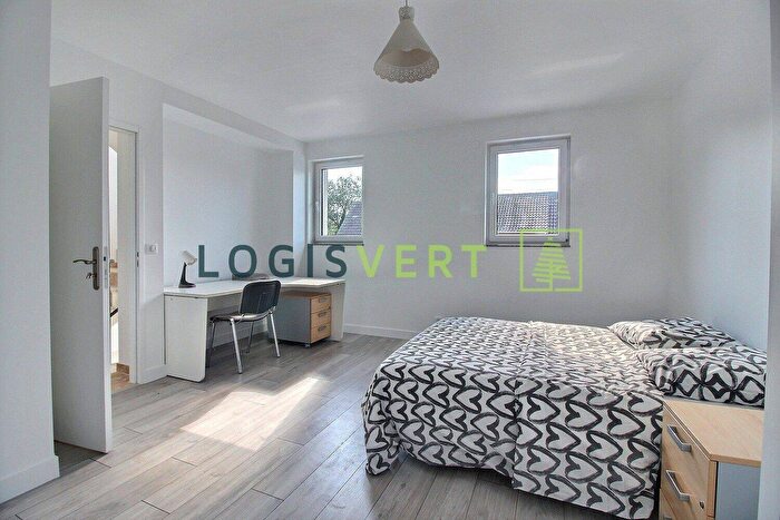 Appartement à louer - Plateau et Pileu, Palaiseau - 1 pièce