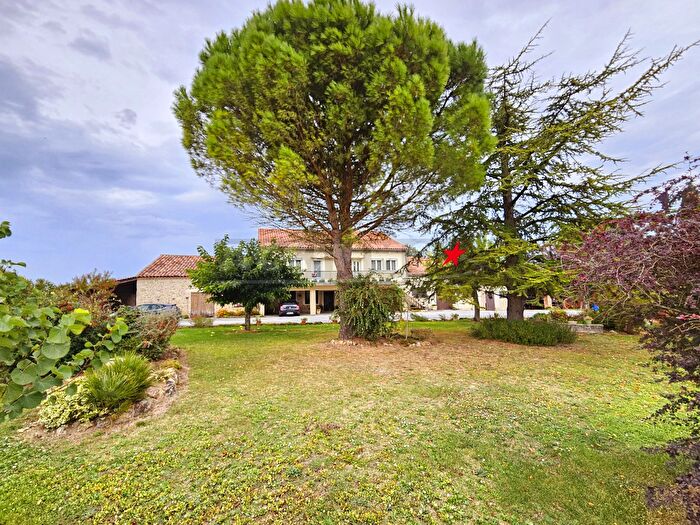 Maison à vendre - Caraman - 6 pièces - 4 chambres