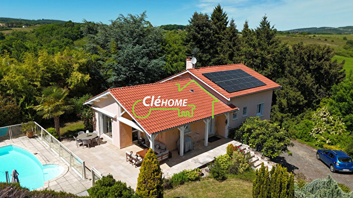 Maison 7 pièces à Saint-Germain-Nuelles, à vendre