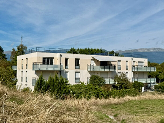 Ferney-Voltaire : Appartement 3 pièces à vendre