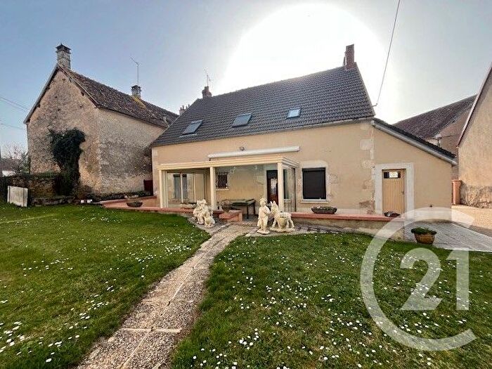 Maison à vendre - Entrains-sur-Nohain - 6 pièces - 5 chambres