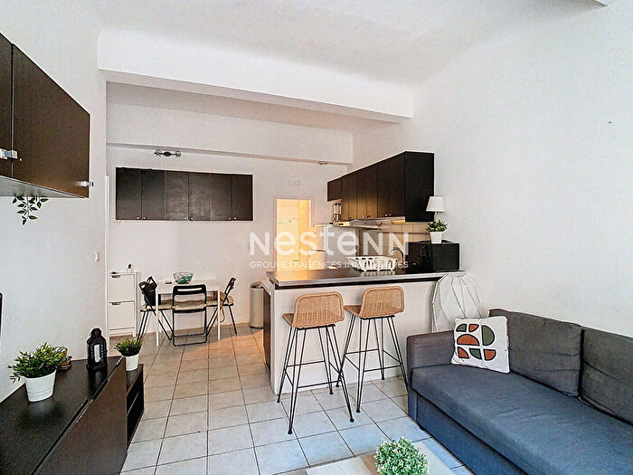 Appartement à louer - Aix-en-Provence, Centre-ville - 3 pièces - 2 chambres