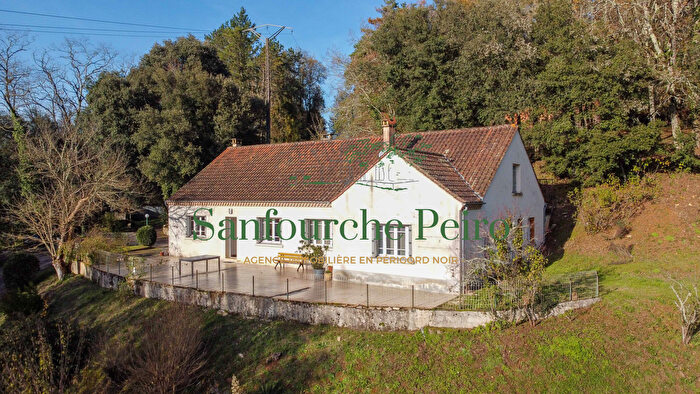 Maison à vendre - Sarlat-la-Canéda - 5 pièces - 3 chambres