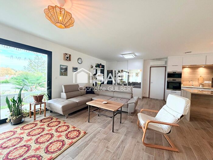 Maison à vendre - Casteljaloux - 4 pièces - 3 chambres