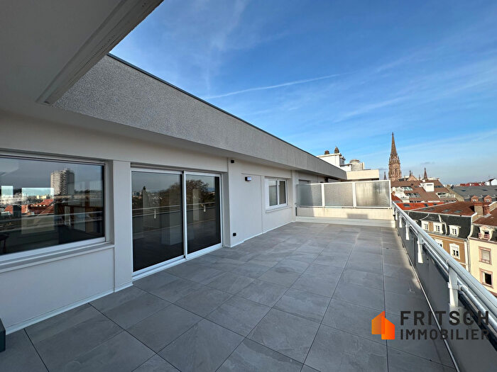 Appartement à louer - Mulhouse, Centre historique - 3 pièces - 2 chambres