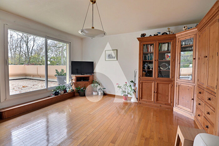 Appartement à vendre - Méry-sur-Oise - 4 pièces - 3 chambres