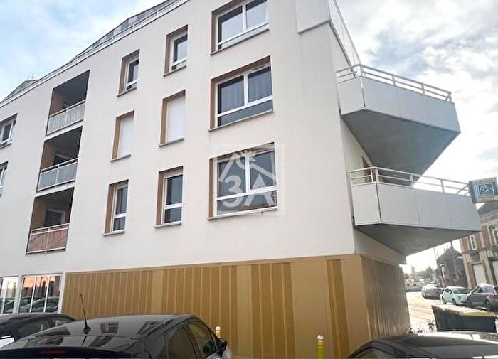 Appartement à vendre - Béthune - 4 pièces - 2 chambres