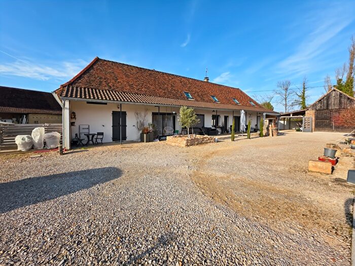Maison 14 pièces à vendre - Louhans