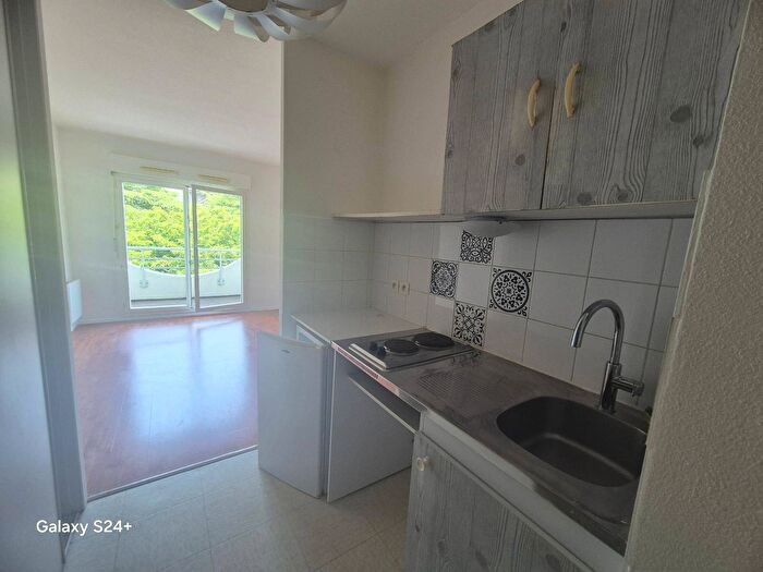 Appartement à louer - Le Brandier, Gradignan - 1 pièce