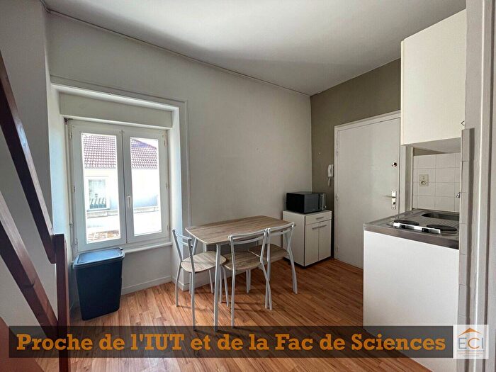 Appartement 1 pièce à Cité Universitaire-Albert Thomas, Limoges, à louer