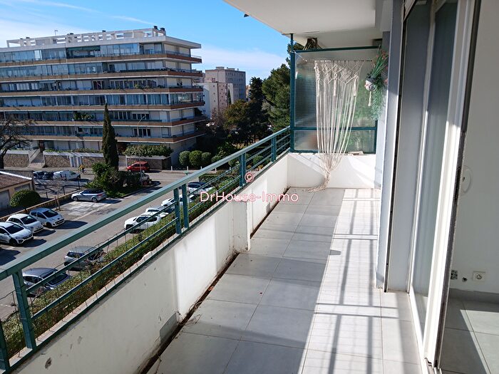 Appartement à vendre - La Garde, Le Village - 3 pièces - 2 chambres