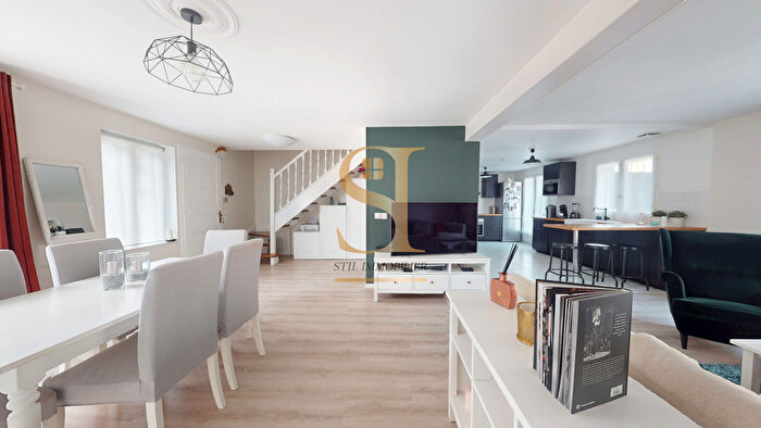 Maisons à vendre et appartements à louer - 3