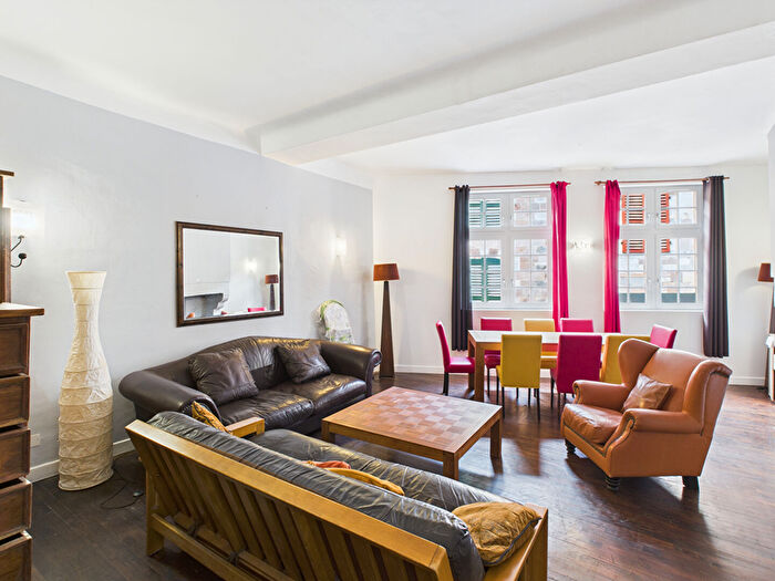 Maison à vendre - Saint-Jean-Pied-de-Port - 7 pièces - 4 chambres